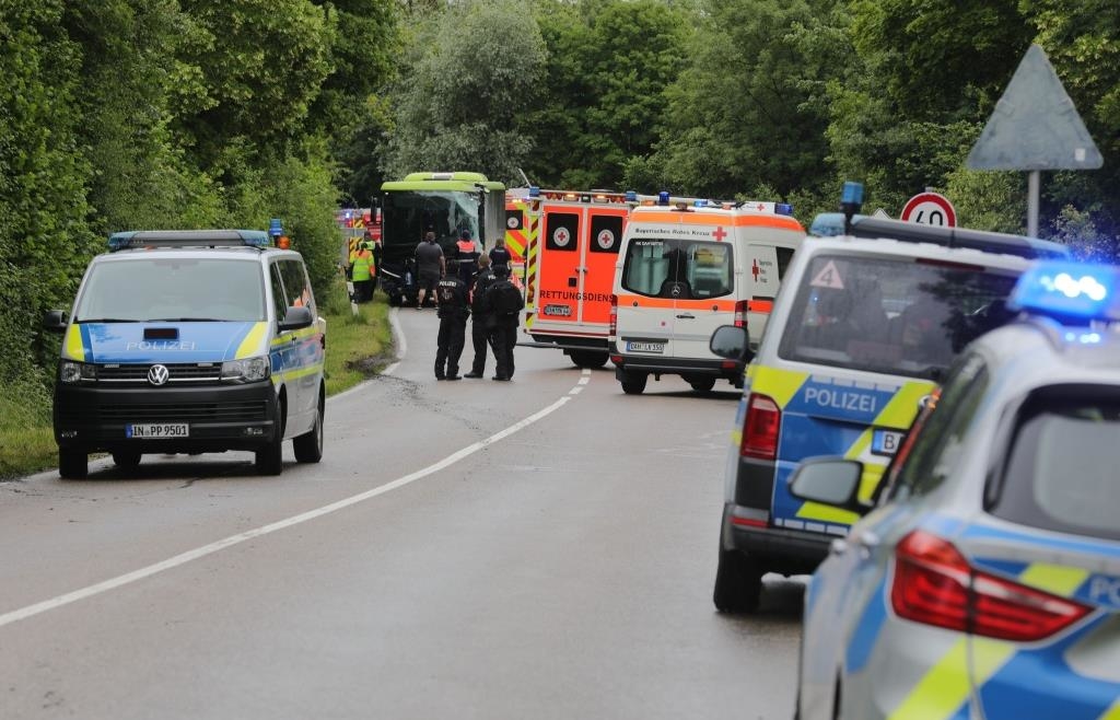 Schwerer Unfall mit zwei Bussen in Oberbayern – Mehrere Schulkinder ...